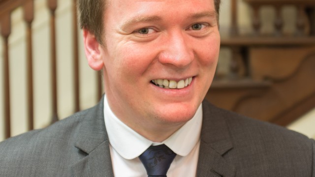 David Mclaughlin moves higher at Lower Slaughter Manor