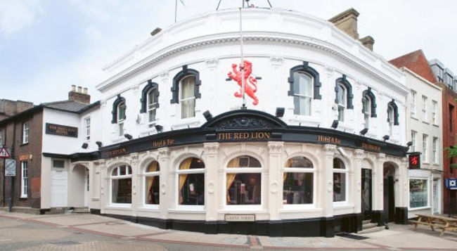 Stonegate Pub Company reopens top Luton hotel after £230k renovation