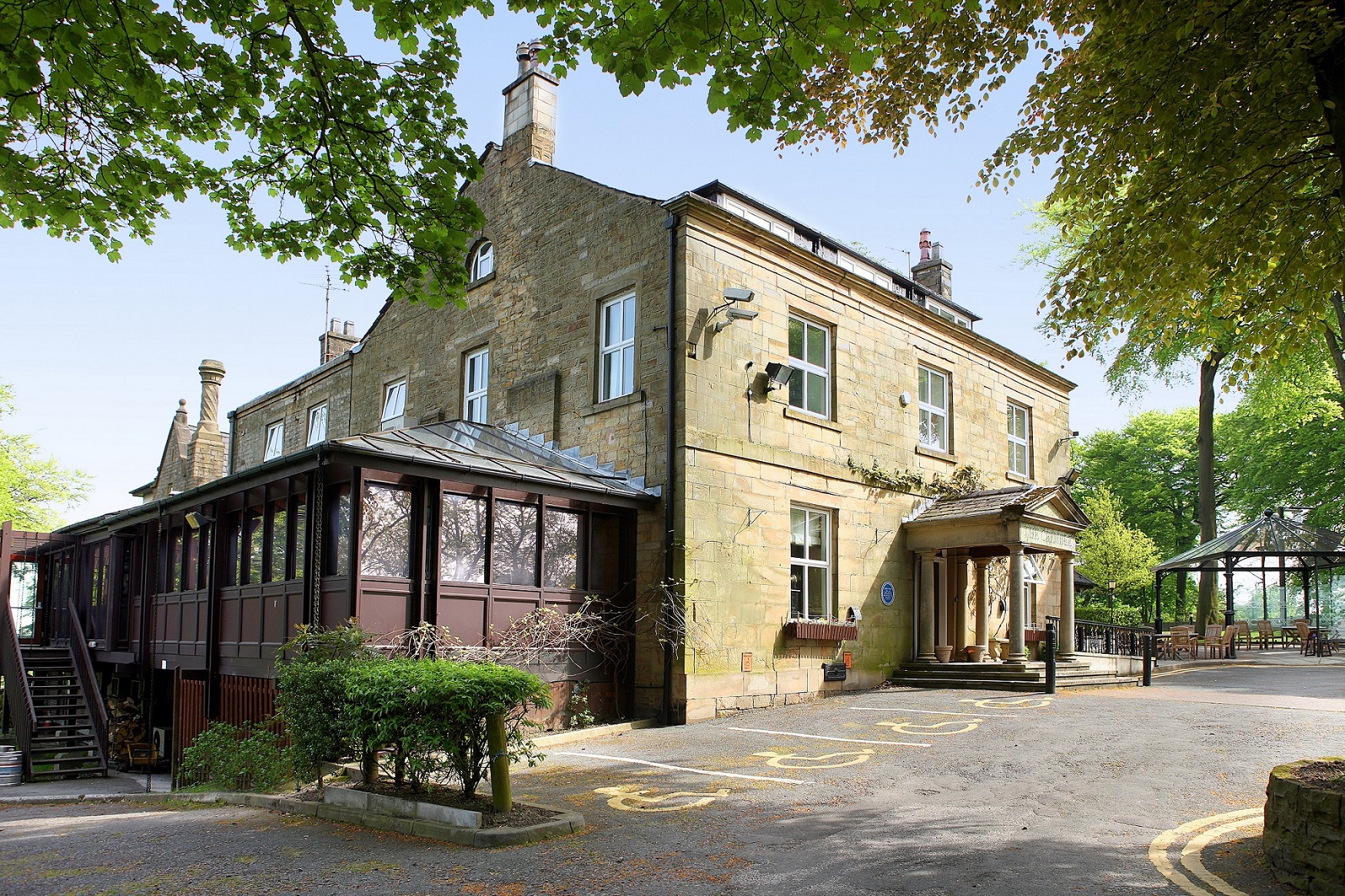 The Deckers Group launches £8.7m sale of three hotels and restaurants ...