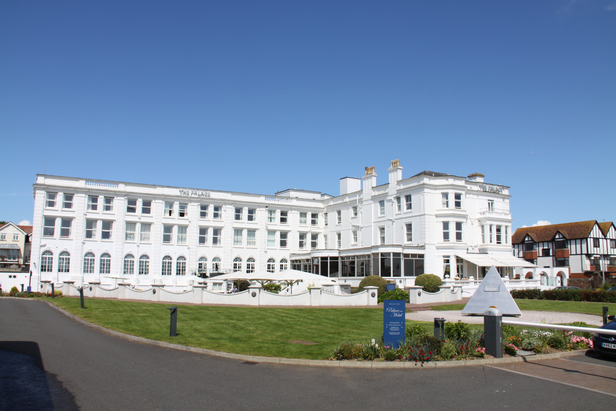 The Duchy Hotel Group sells off three hotels to Fairtree Capital for £12.5m