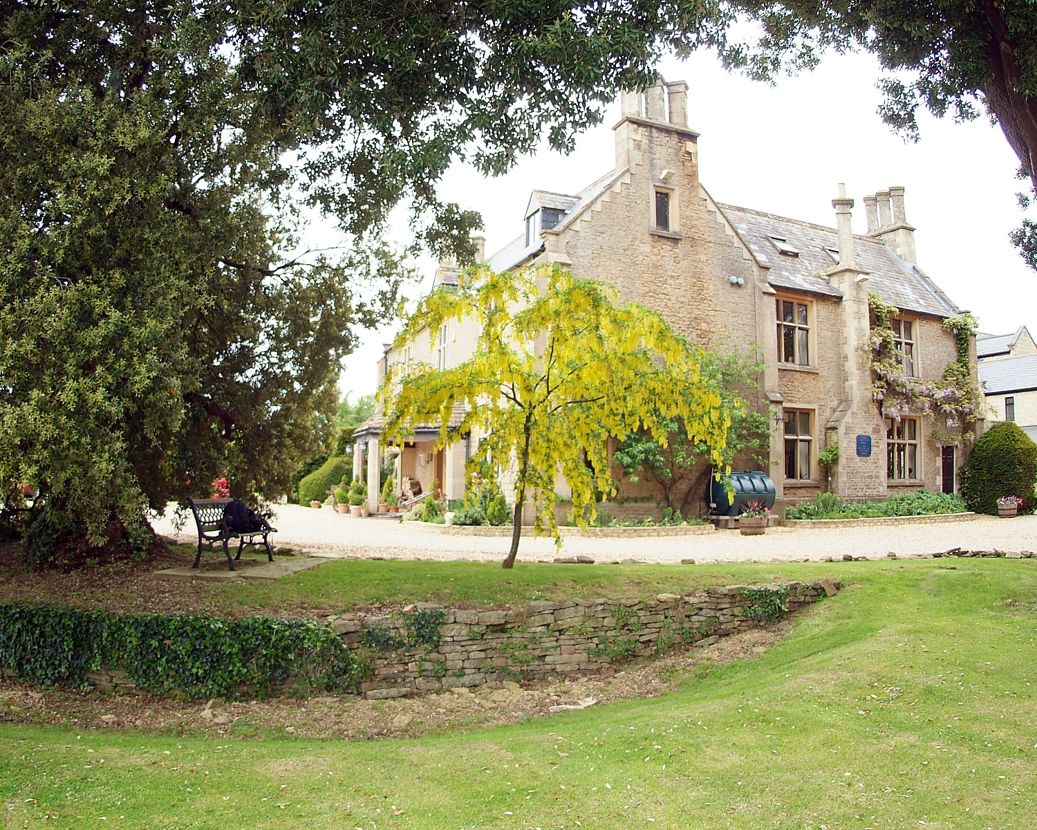 Top West hotelier acquires country house hotel to herald the launch of ...