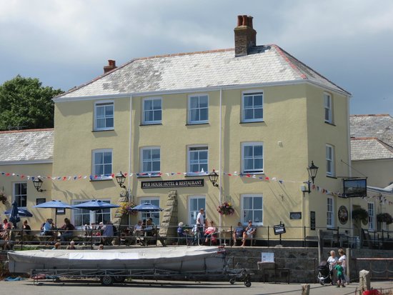 Hotel famed for BBC’s Poldark unveils results of renovation under new ...