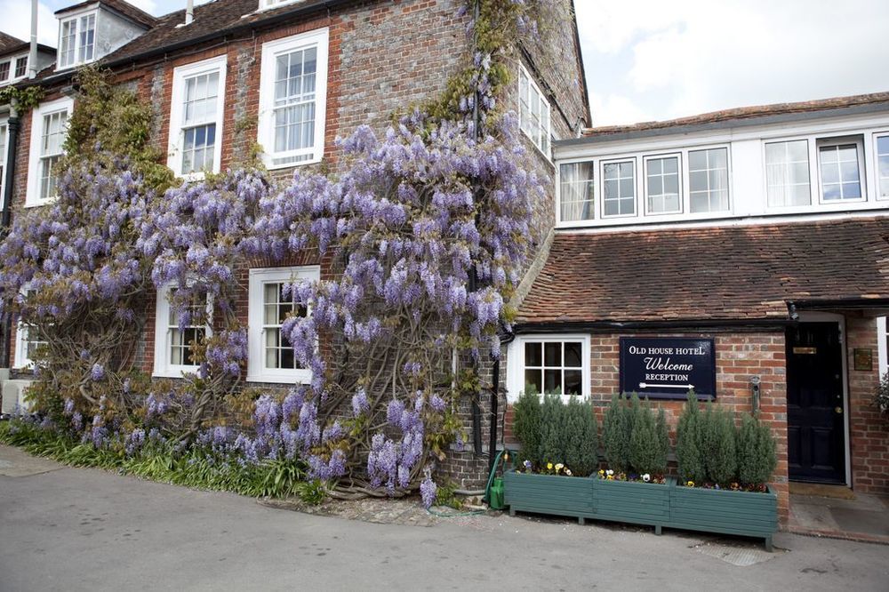 New owner for Wickham hotel to partner with Masterchef alumni to ...