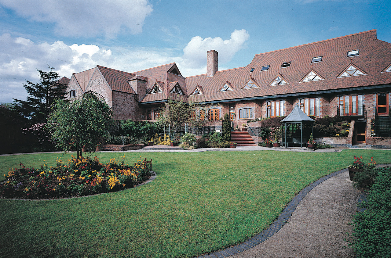 Northern Irish hospitality giant parts with £7m for new hotel acquisition