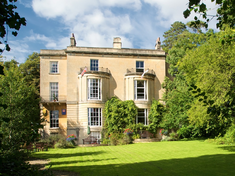 OYO UK strengthens UK footprint with Bath hotel acquisition OYO UK strengthens UK footprint with Bath hotel acquisition