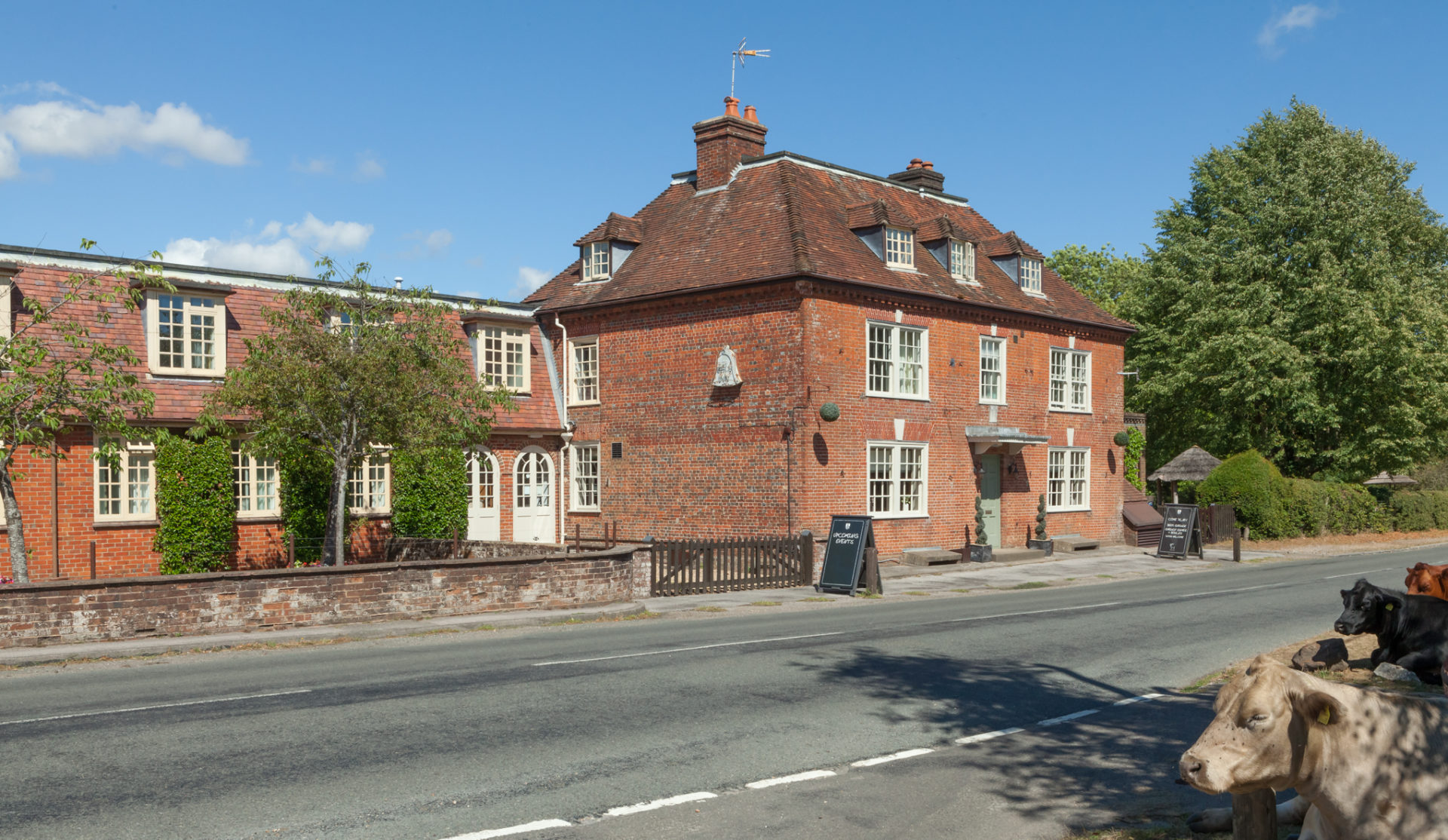 New Forest’s Bell Inn and Bramshaw Golf Club comes to market for £4m