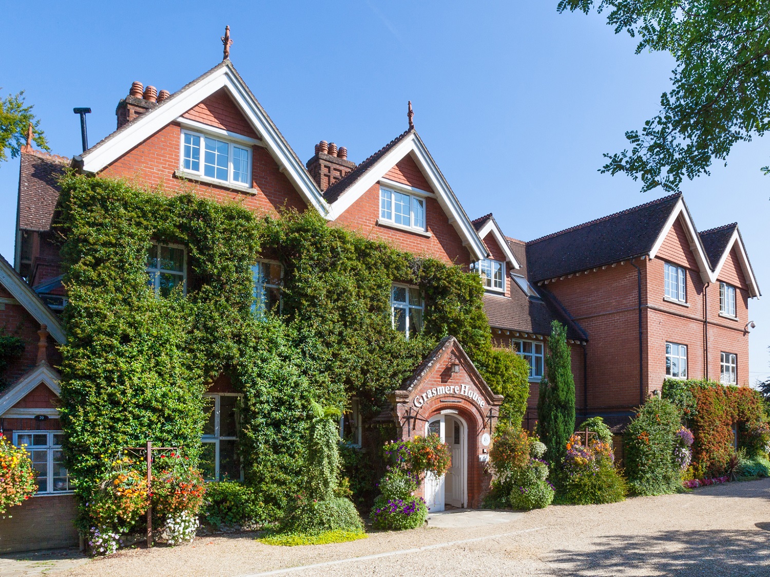 ‘Idyllic’ hotel and wedding venue in Wiltshire brought to market for ...