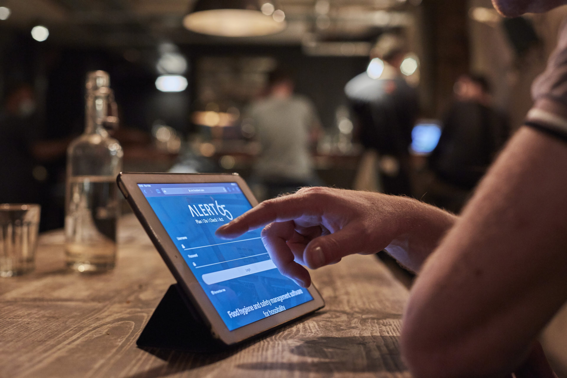 Food Alert to recognise hospitality innovation at Boutique Hotelier ...