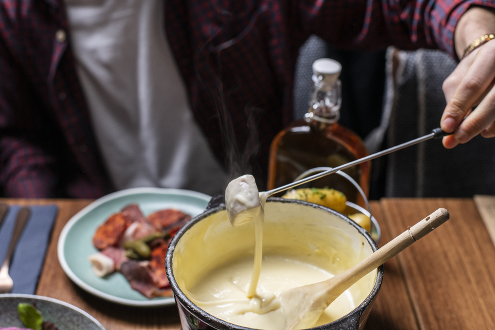 INSIDE LOOK: The Grove launches seasonal pop-up restaurant partnership ... INSIDE LOOK: The Grove launches seasonal pop-up restaurant partnership ...