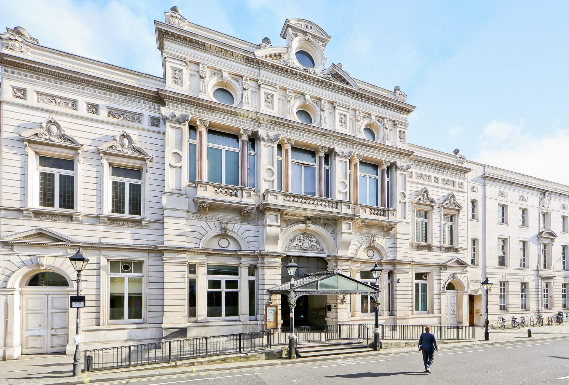 Fulham Town Hall to be transformed into luxury boutique hotel for 2022 ...