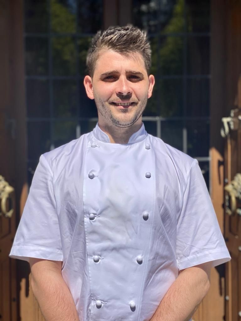 Kitchen at Glenapp Castle gets 'fresh pair of hands' as new executive ...