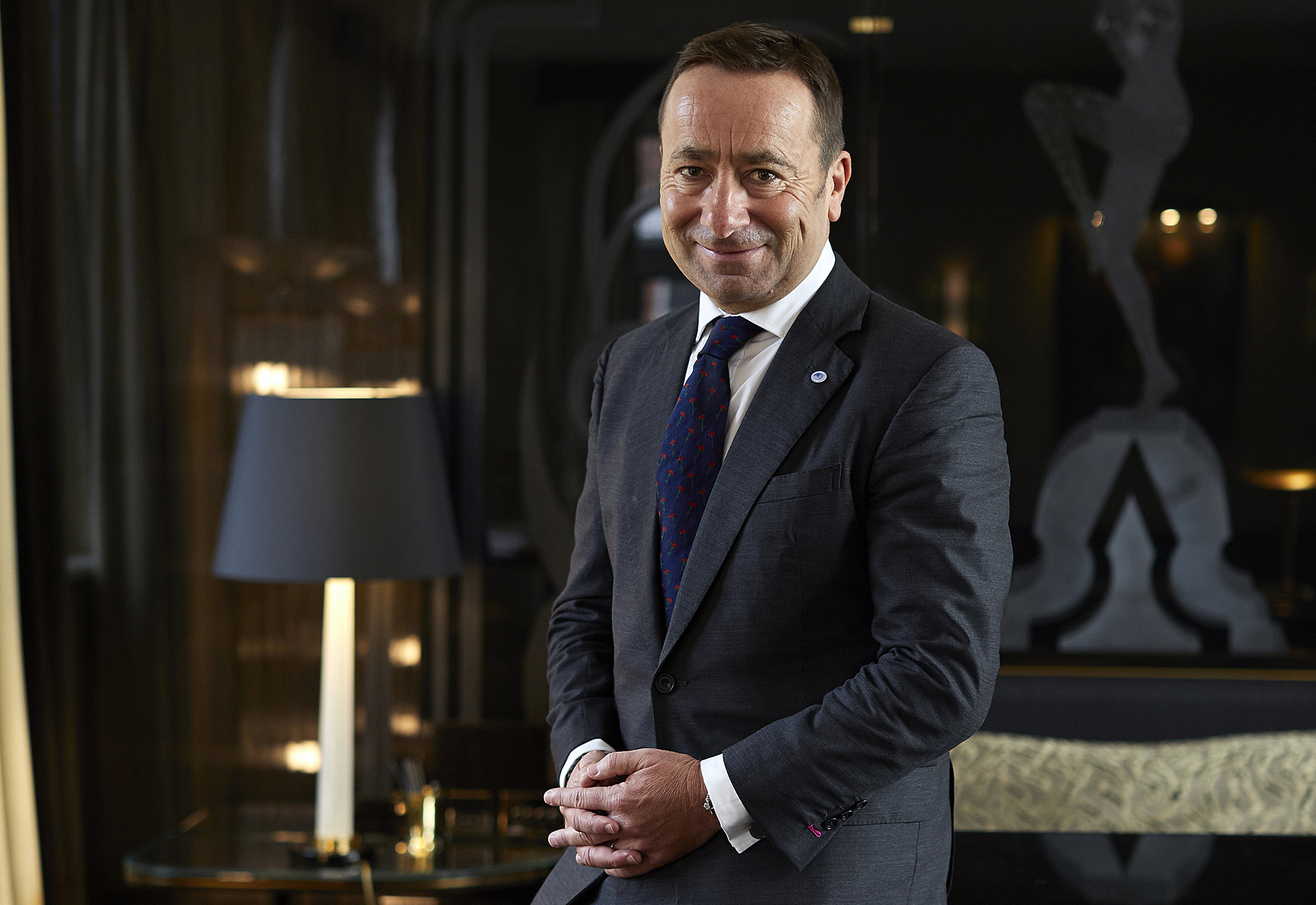 Jonathan Raggett tells hotels to ditch loyalty schemes