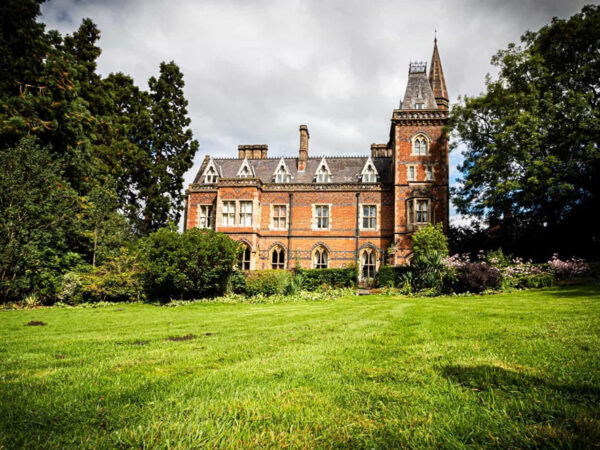 Distinct Group acquires closed Brownsover Hall Hotel in Rugby